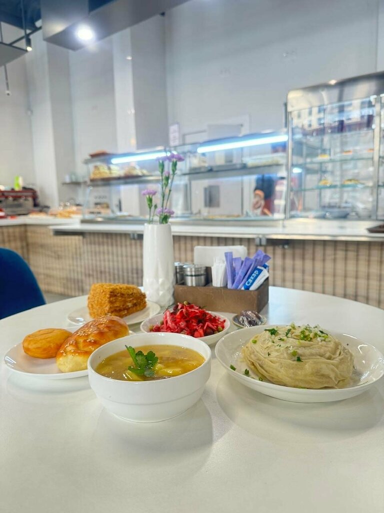 Kantin, yemekhane Lazzat, Astana, foto