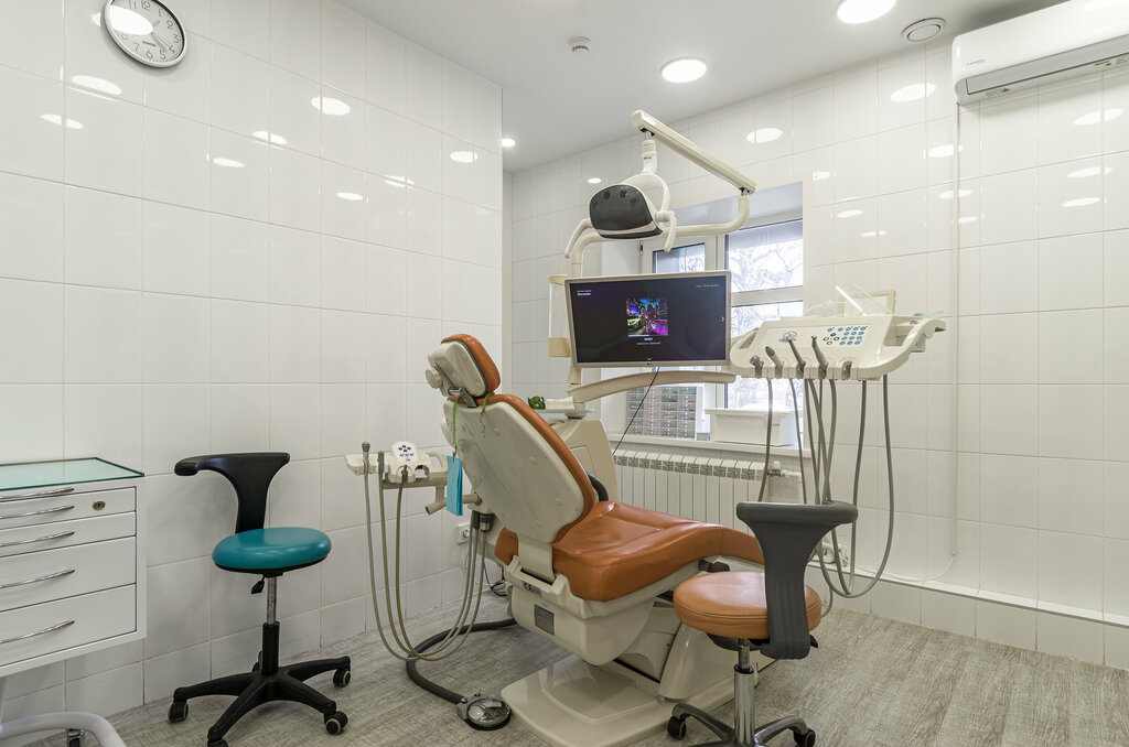 Özel ağız ve diş sağlığı klinikleri ve muayenehaneleri Mirodent, Tomskaya oblastı, foto