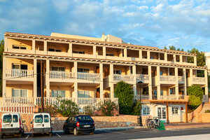 Paya II 2 (Provincia de Madrid, las Rozas de Madrid, Calle Espalmador, 100), otel  Formentera'dan