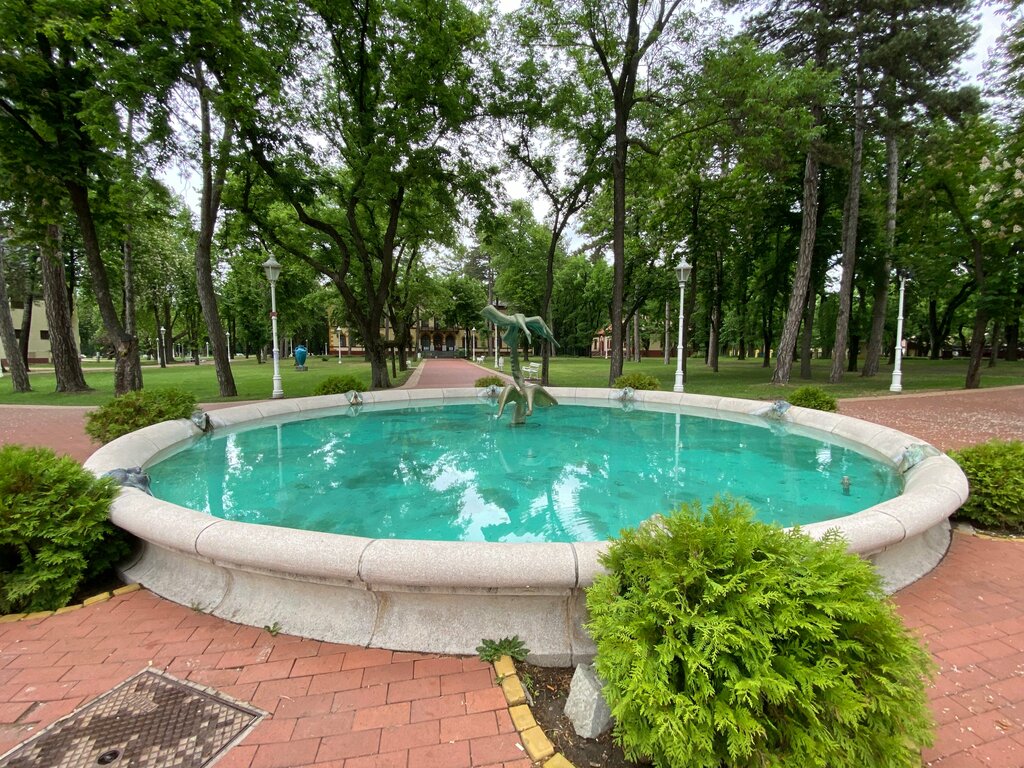Kültür ve eğlence parkları Парк Хероја, Dünya, foto