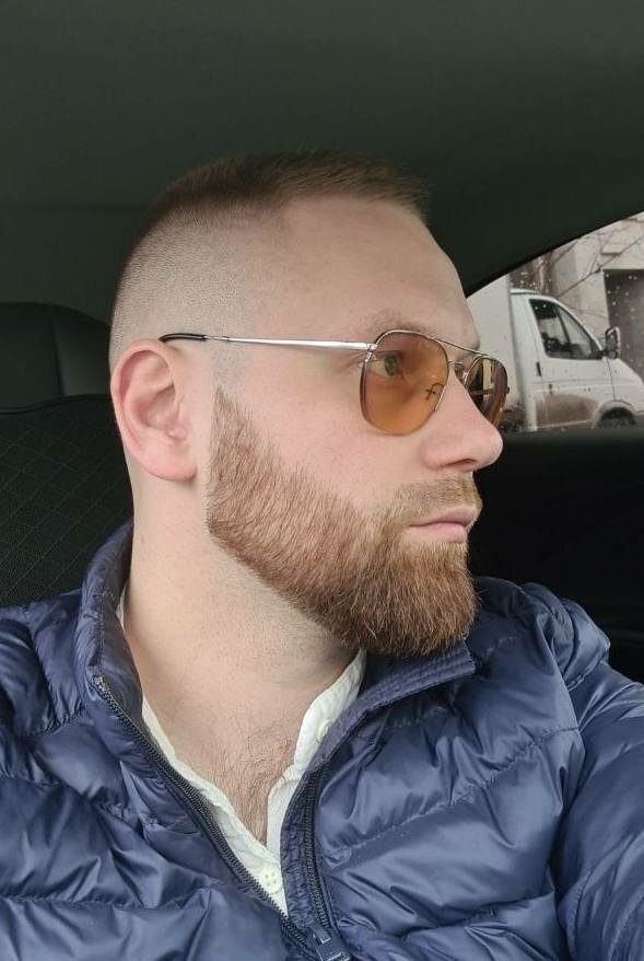 Berberler Berkut Stilist, Perm, foto