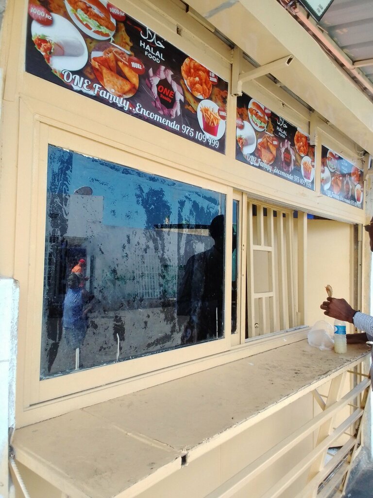 Kafe Hambúrguer bom, Loanda, foto