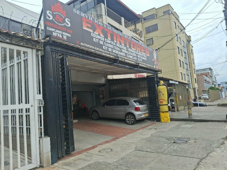 Otomobil servisi Procoldext SAS, Cali, foto