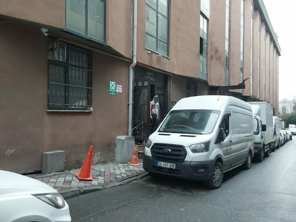 i̇ş merkezi Nehir İş Merkezi, İstanbul, foto