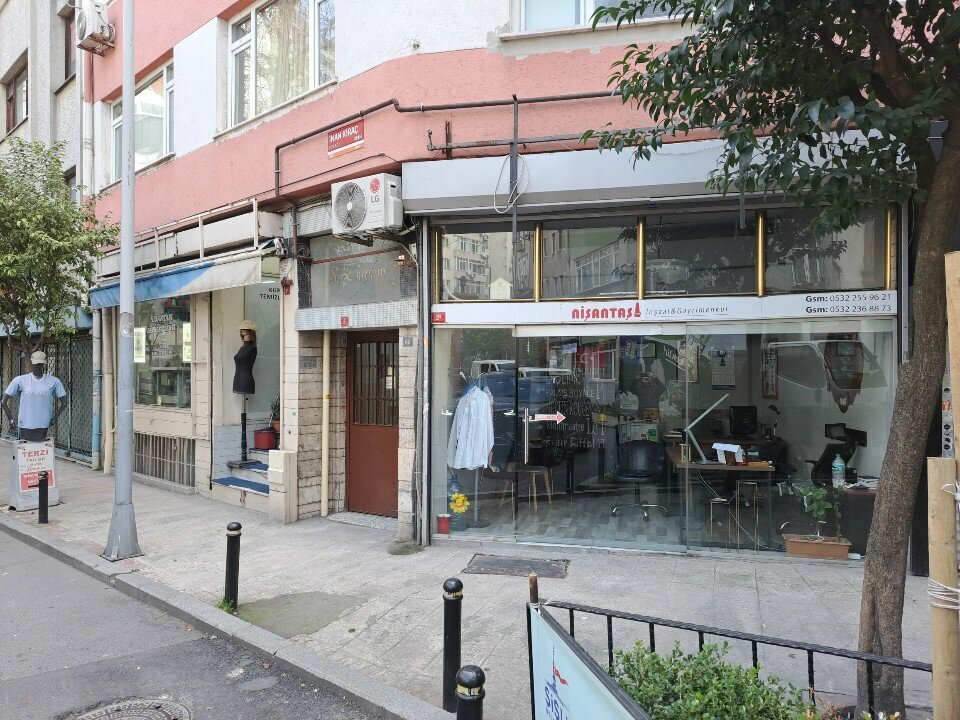 Emlak ofisi Nişantaşı Emlak, İstanbul, foto