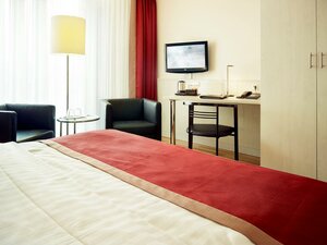 Hotel Stadt Freiburg (Breisacher Straße No:84, Merzhausen, Freiburg im Breisgau), otel  Baden‑Wurttemberg'den