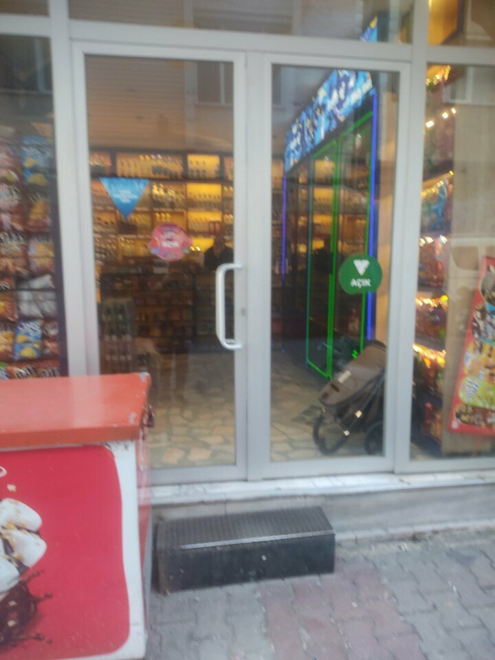 Alkollü içecekler Güneş Tekel, İstanbul, foto