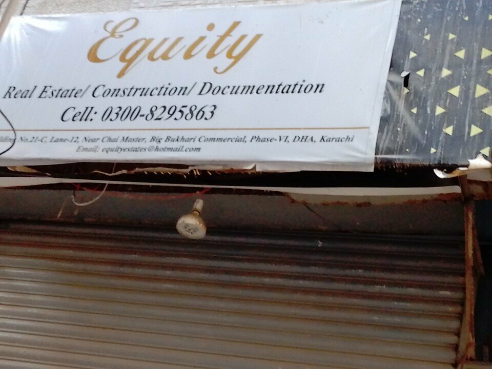 Emlak ofisi Equity, Karaçi, foto