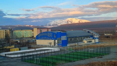 Çok amaçlı spor tesisleri Спорткомплекс, Susuman, foto