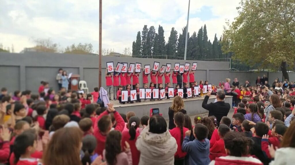 Ortaokul Mehmet Akif Ersoy Ortaokulu, Edremit, foto