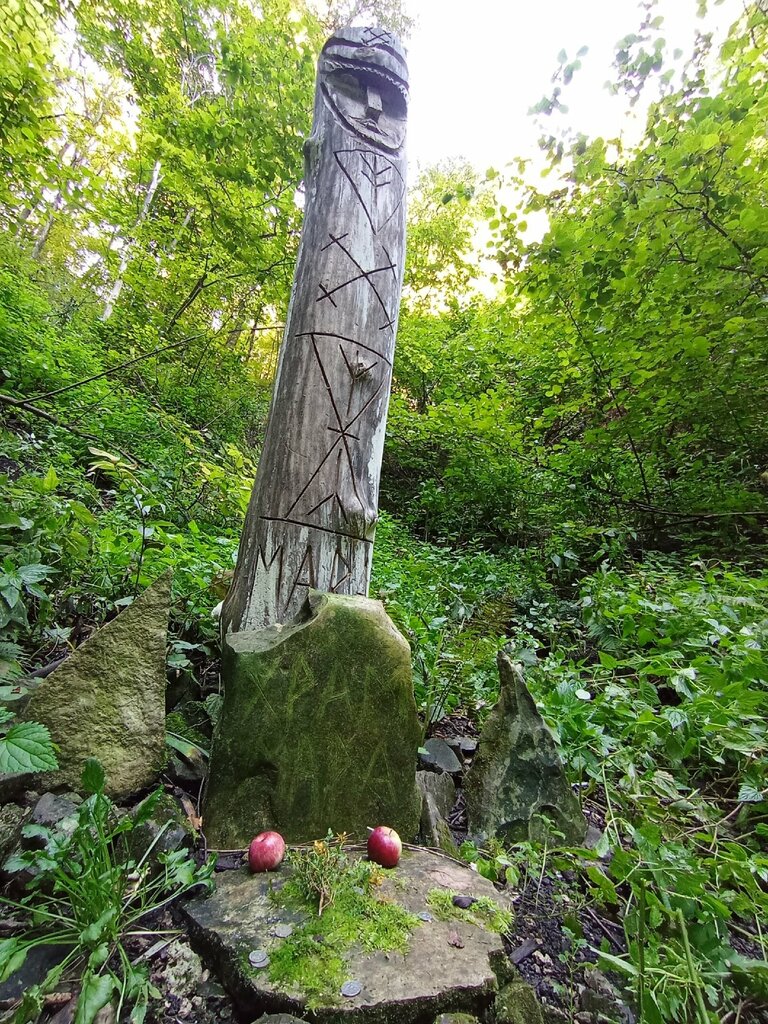 Park, sokak heykeli Богиня Мара, Samara, foto