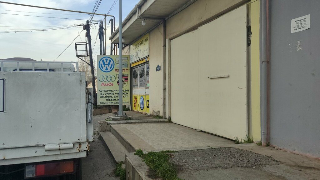 Otomobil yedek parçaları Audi Resad 089, Bakü, foto