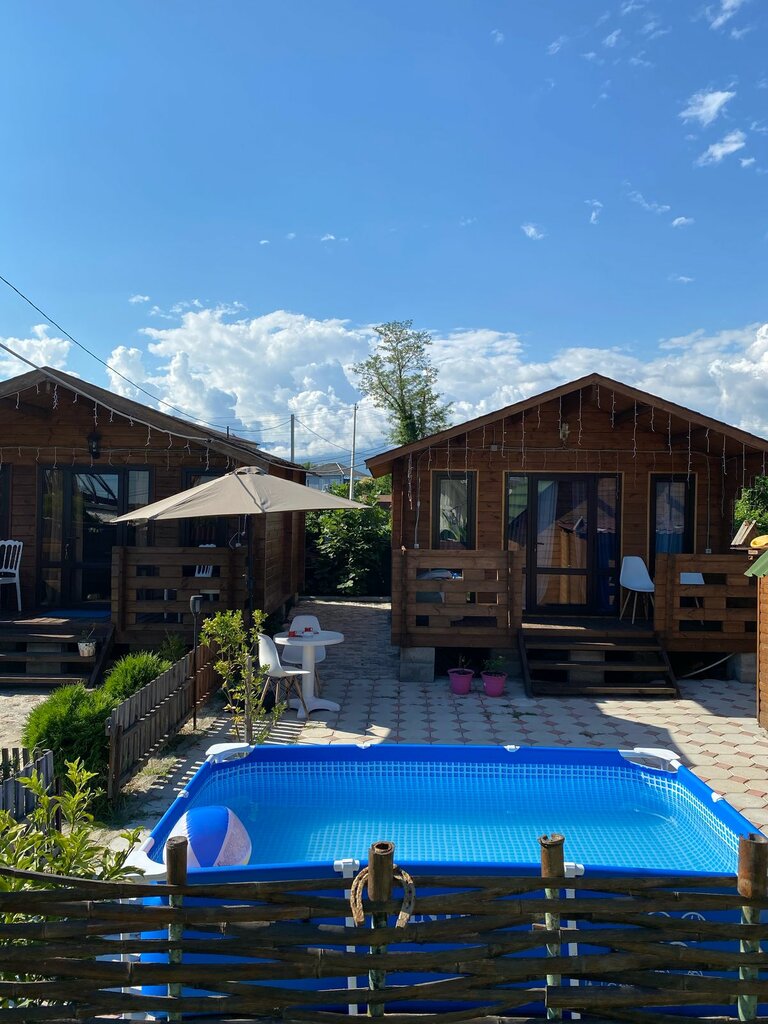 Konuk evi Sakura, Suhum, foto