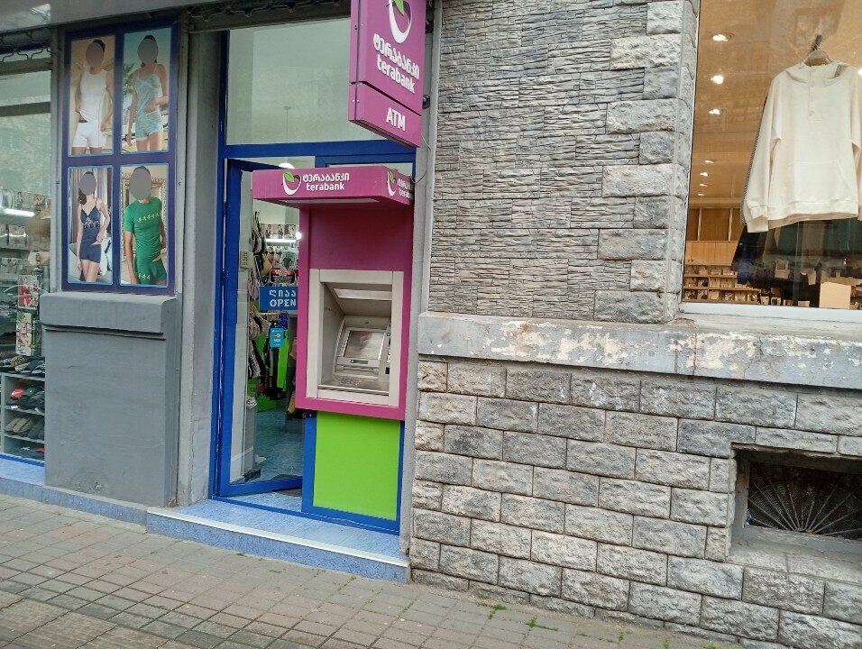 ATM'ler Terabank, Batum, foto