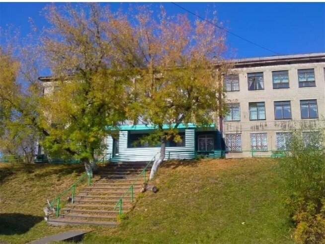 Yatılı okul Munizipalnoe kazennoe obcseobrazovatelnoe uchezdenie Shkola - internat № 4, Osinniki, foto