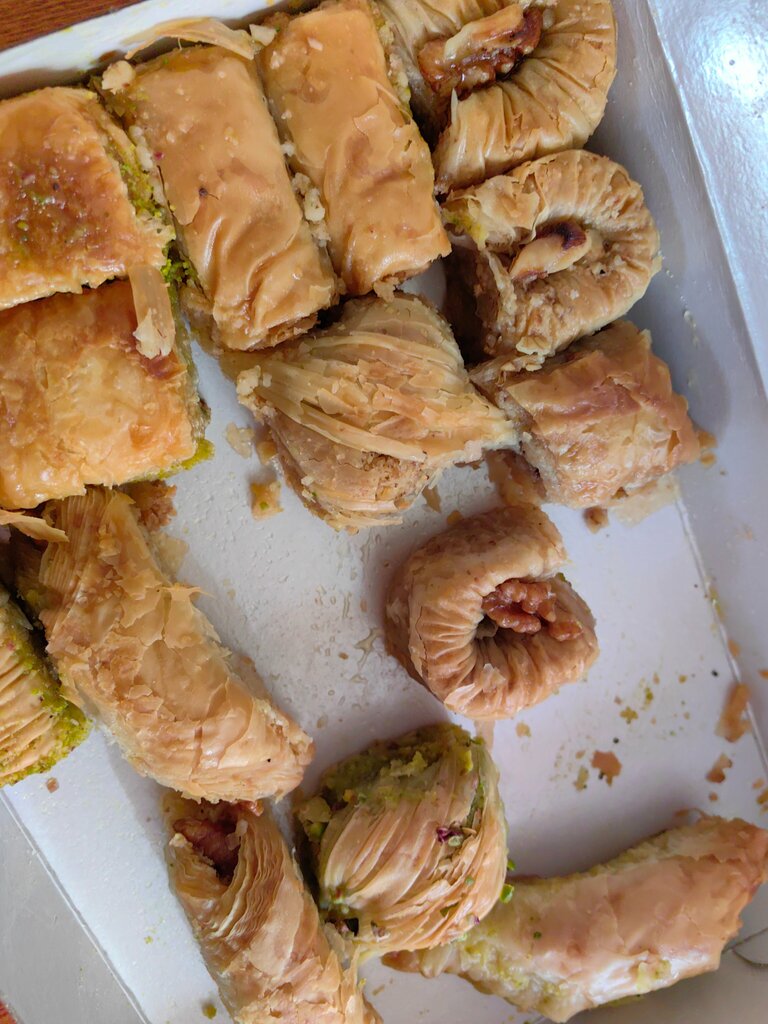 Pasta, şekerleme ve tatlı Tatlici Yusuf Usta, İstanbul, foto