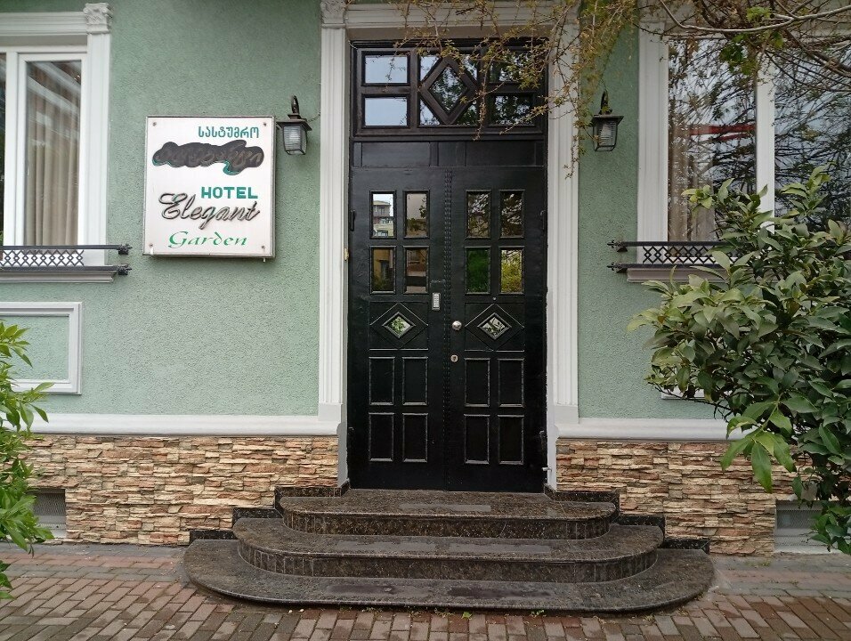 Otel Hotel Elegant Garden, Batum, foto