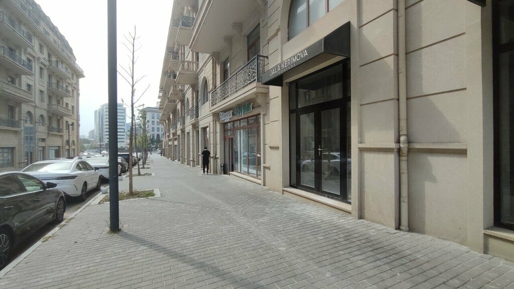 Boya ve cila malzemeleri üretim ve satış yerleri Flügger Boyalar, Bakü, foto
