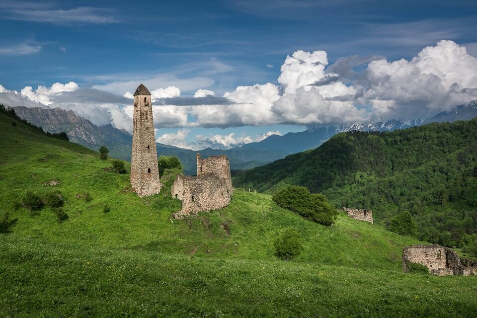 Turistik yerler Башенный комплекс Нижний Кхарт, İnguşetya, foto