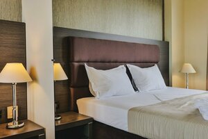 Rapos Resort Hotel (Vlorë County, Vlorë), otel  Avlonya İli'nden