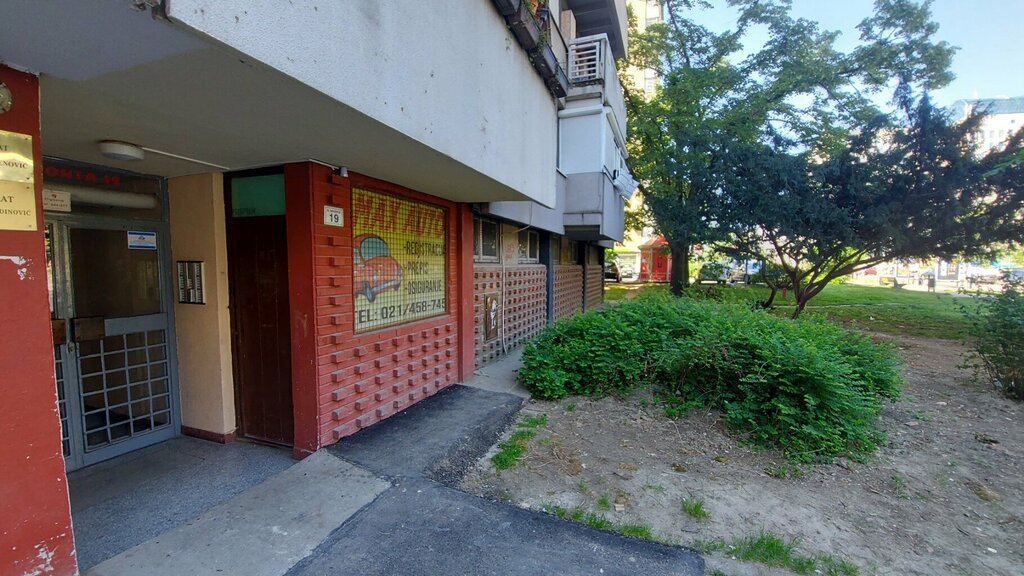 Oto kiralama Rent a Car Max Auto, Novi Sad, foto