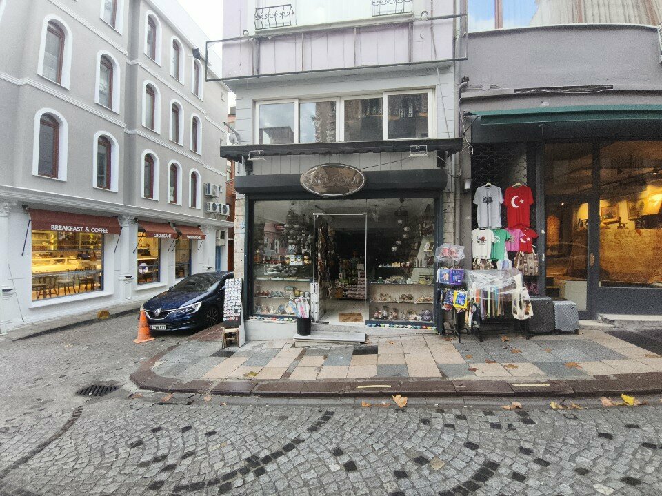 Hediyelik eşya mağazaları Aşk-ı Efendi, İstanbul, foto