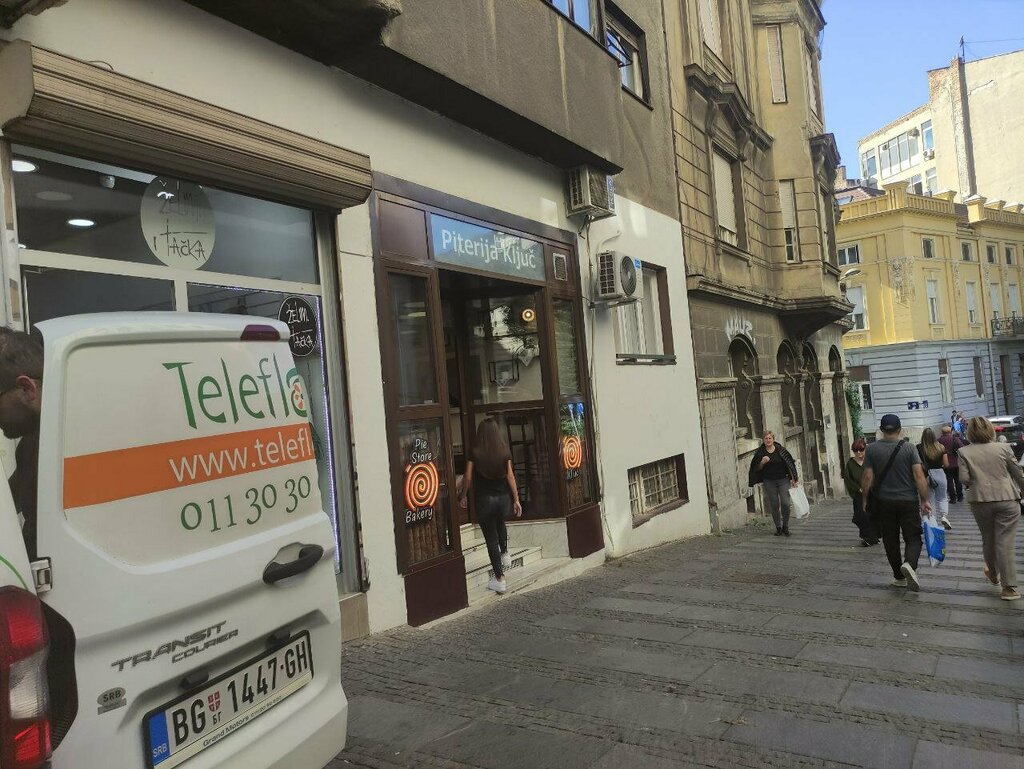 Bira üretim ekipmanları Piterija Ključ, Belgrad, foto
