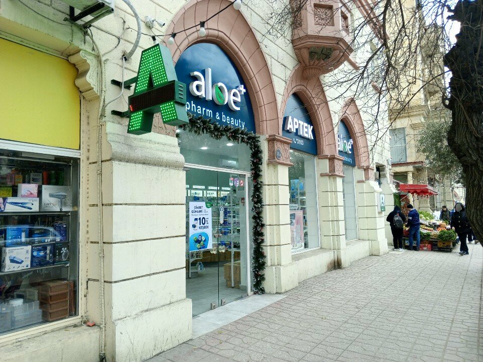 Eczaneler Aloe+, Bakü, foto