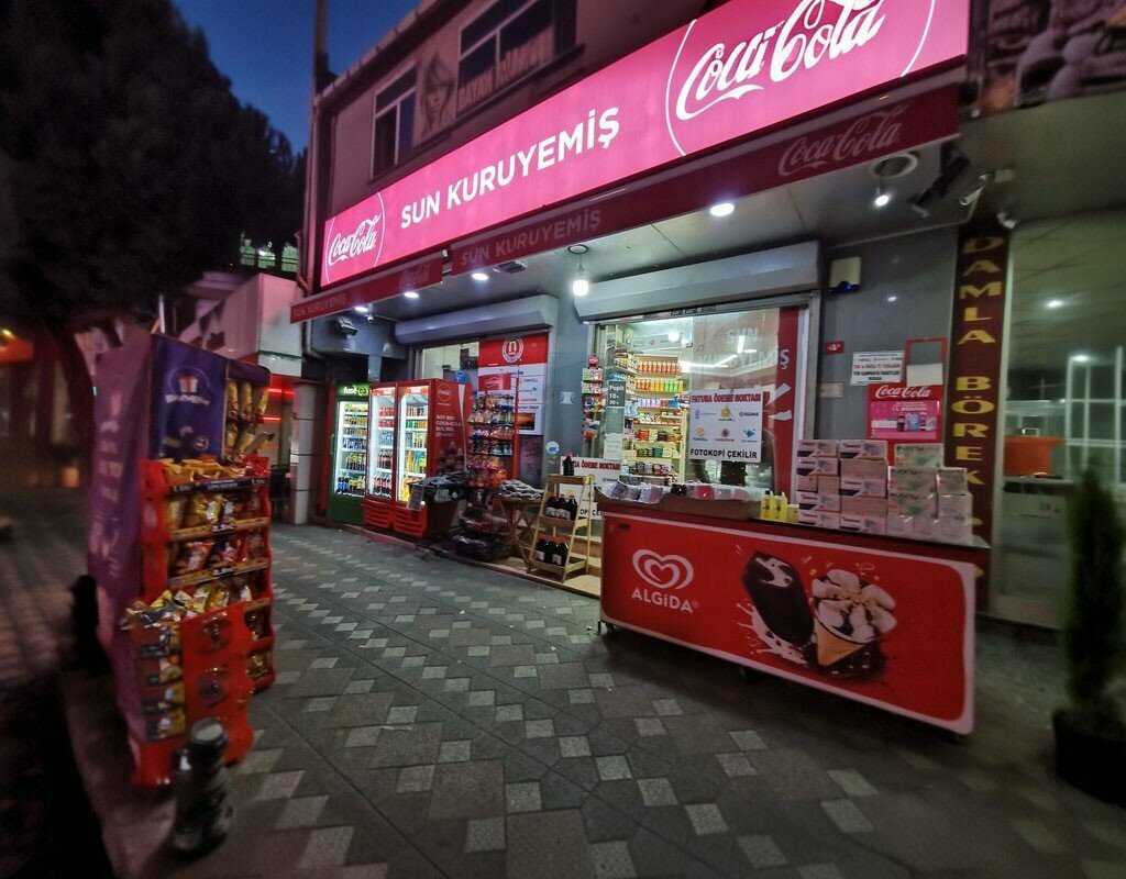 Kuruyemiş, atıştırmalık, kuru meyve Sun Kuruyemiş, İstanbul, foto