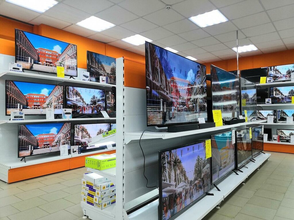 Bilgisayar mağazaları DNS, Komsomolsk, foto