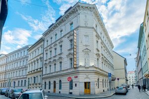 Hotel Koruna (Opatovická No:168/16), otel  Prag'dan