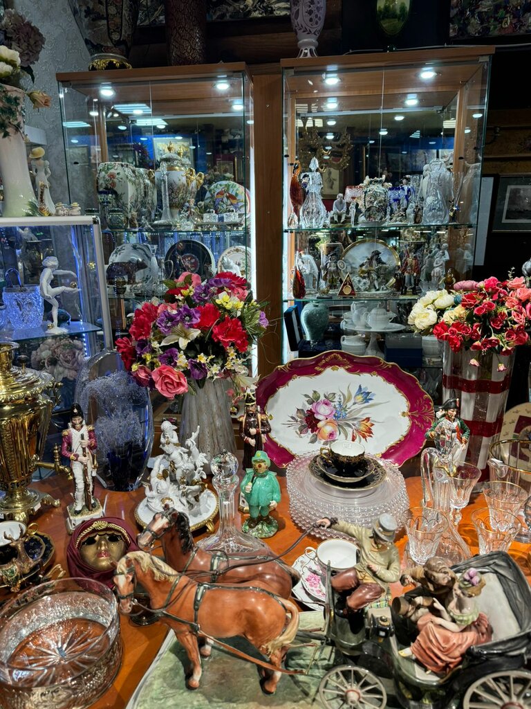 Antikacı dükkanları Art-House, Moskova, foto