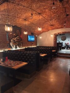 Syto P'jano (Bolshoy Sukharevsky Lane No:25с1), restoran  Moskova'dan