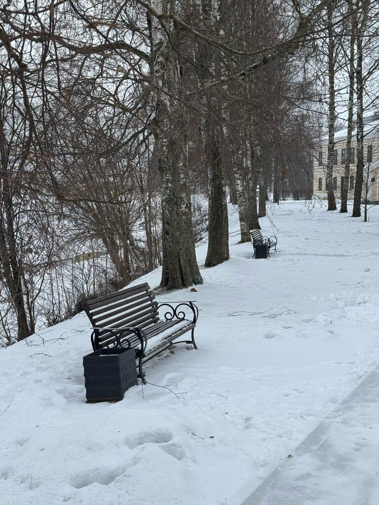 Bank Bench, Ugliç, foto