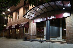 Hotel Nadal (Paseo Segon Passeig de Ronda No:23, Lérida), otel  Lleida'dan