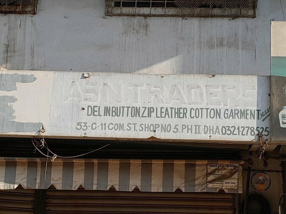 Dış giyim mağazası Asn Traders, Karaçi, foto