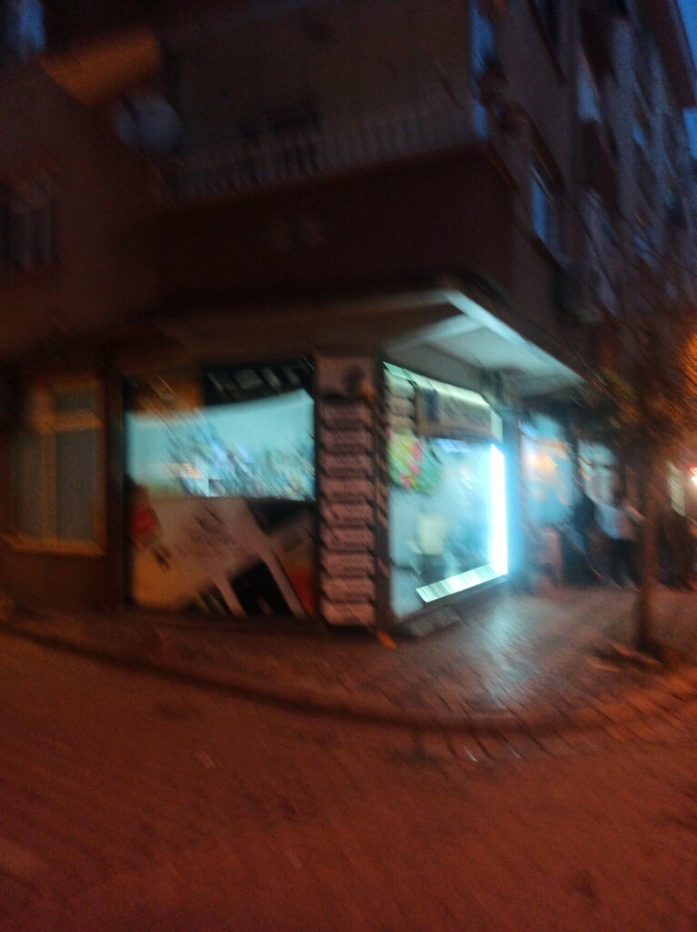 Cep telefonu ve aksesuarları satış mağazaları Tepe İletişim, İstanbul, foto