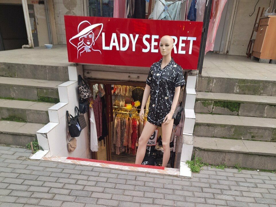 Giyim mağazası Lady Secret, Bakü, foto