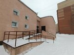 Бассейн (ulitsa Generala Chernyakhovskogo No:51), yüzme havuzları  Perm'den