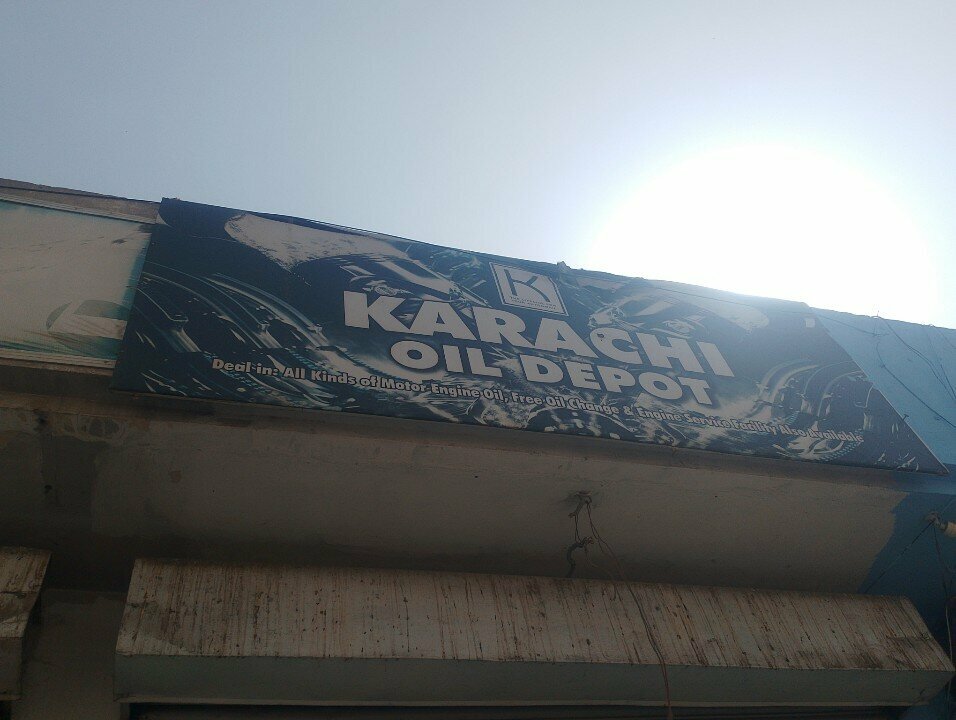 Yağlama ürünleri Karachi oil depo, Karaçi, foto