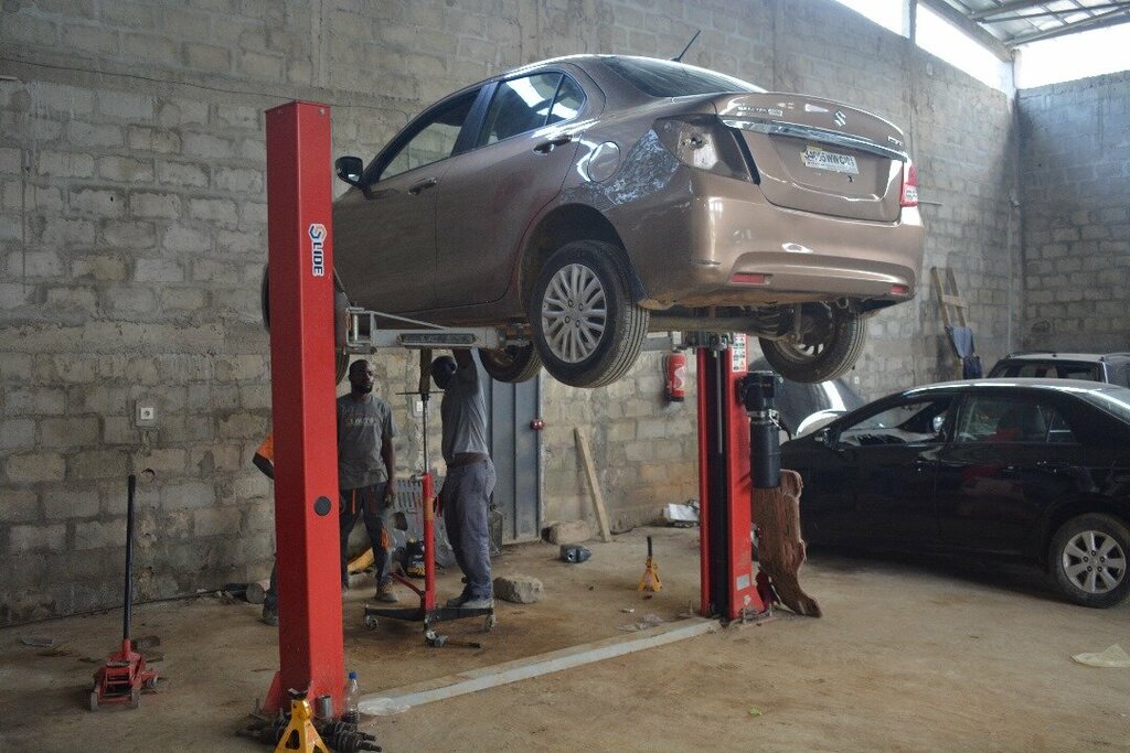 Otomobil servisi Ivory Coast Automobile -ci Auto, , foto