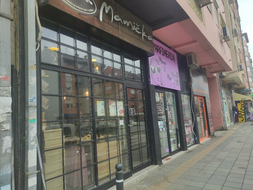 Ekmek fabrikaları Mamička, Novi Sad, foto