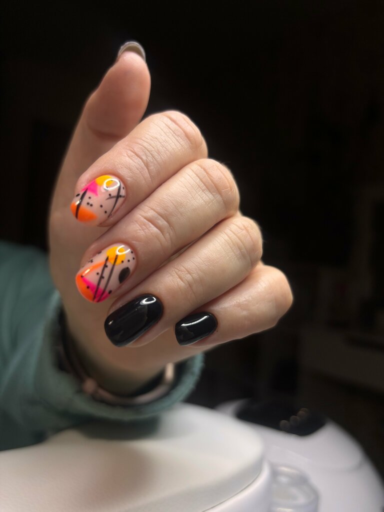 Manikür-pedikür Pav_nails, Nijegorodskaya oblastı, foto