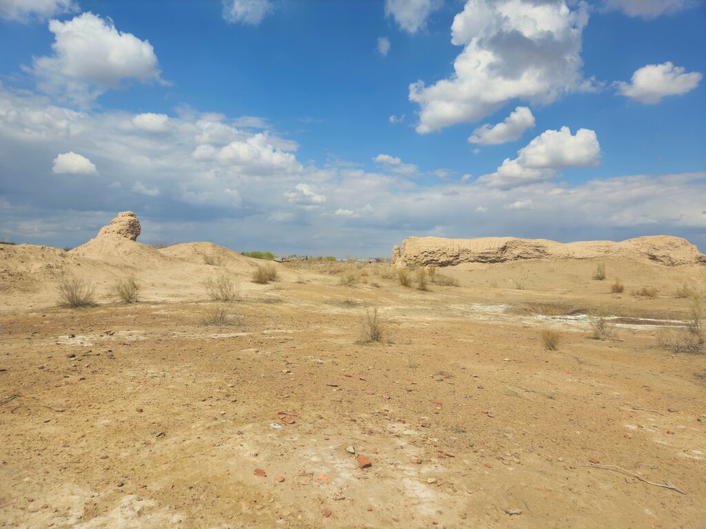 Turistik yerler Eres-Kala Settlement, Karakalpakistan, foto