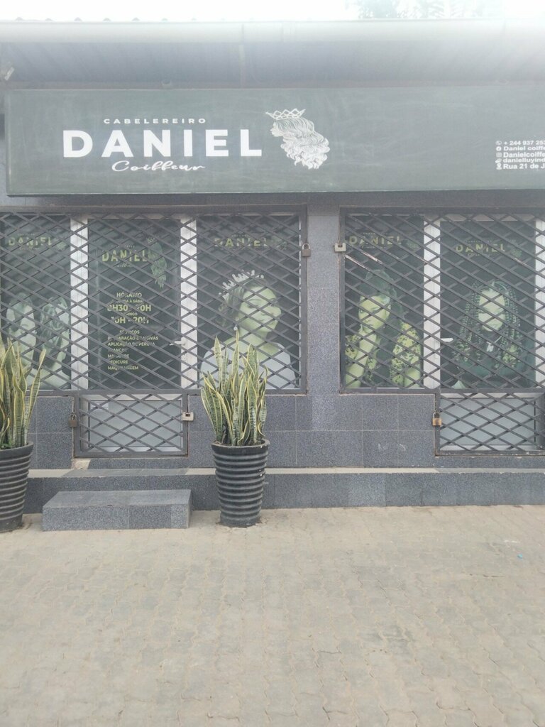 Kuaförler Cabeleireiro Daniel Coiffeur, Loanda, foto