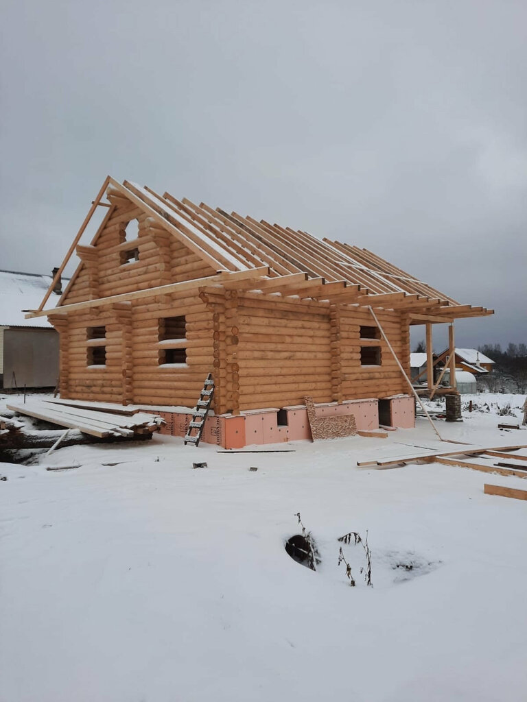 Yazlık ev inşaatı Судай Сруб, Kostromskaya oblastı, foto