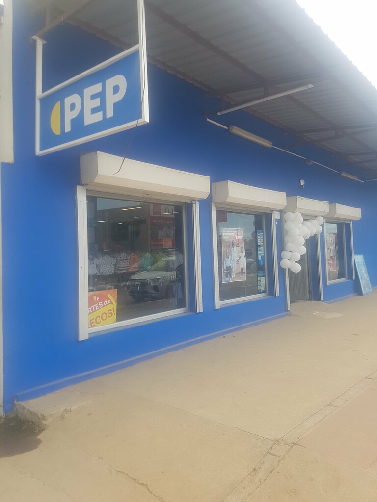 Giyim mağazası PEP Stores Roupas, Loanda, foto