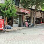 Ümit Sarraf (Uşak, Karahallı, Dere Mah., Beyazıt Sok., 2), kuyumcular  Karahallı'dan