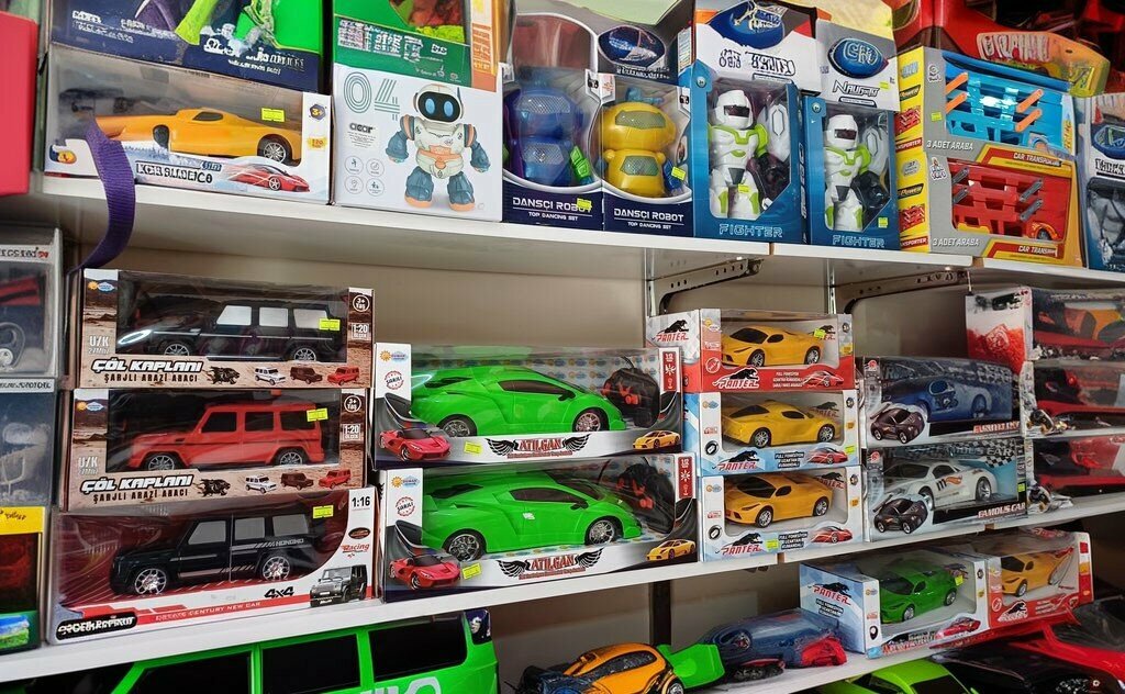 Mini-market Berat Kırtasiye & Oyuncak Dünyası, Soma, foto