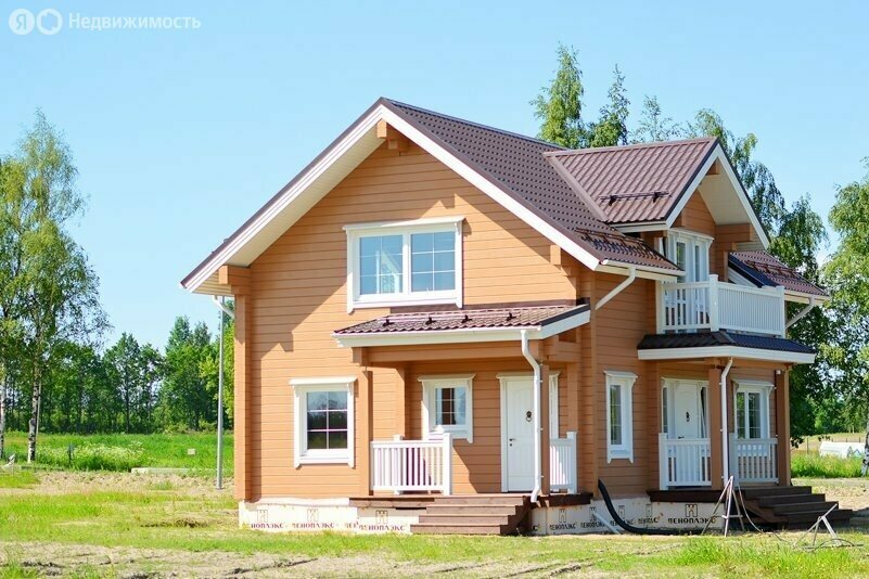 Yazlık yerleşim Земляничные поляны, Saint‑Petersburg ve Leningradskaya oblastı, foto